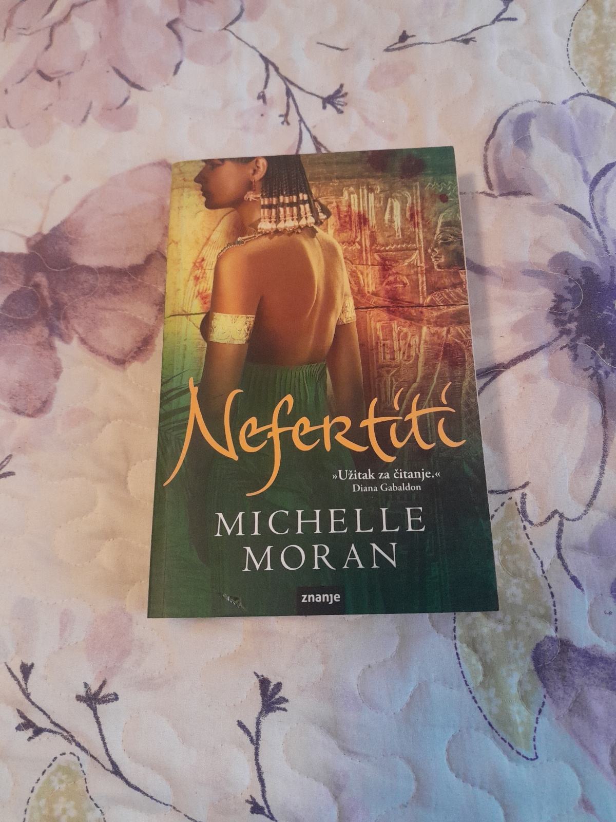 MICHELLE MORAN : NEFERTITI