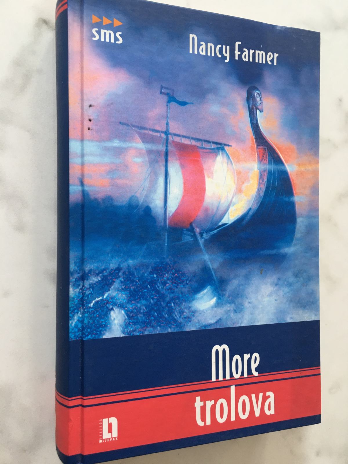 Nancy Farmer, MORE TROLOVA