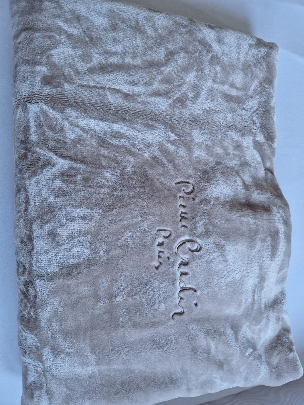 Deka Pierre Cardin 220x240