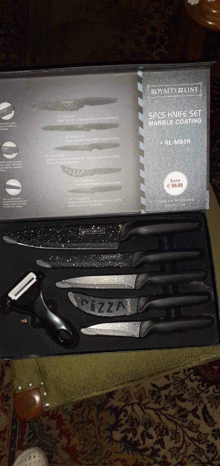 Royaliti set nozeva.....novo