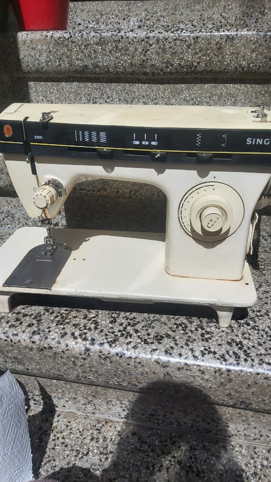 Singer 3105