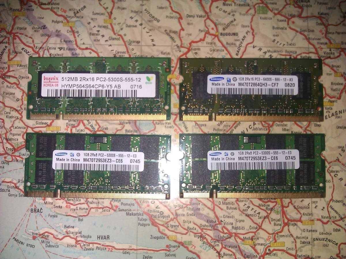 DDR2 RAM za laptop 1x1GB i 1x512MB SODIMM