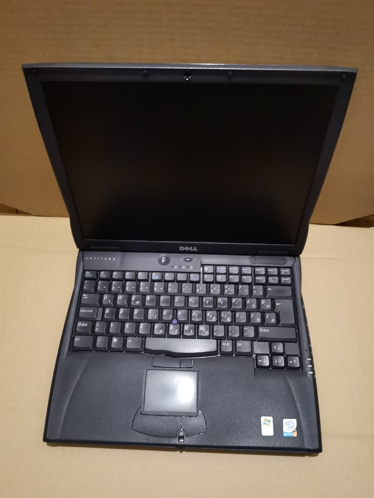 dijelovi za laptop DELL LATITUDE C540 C640 tipkovnica kućište lcd...