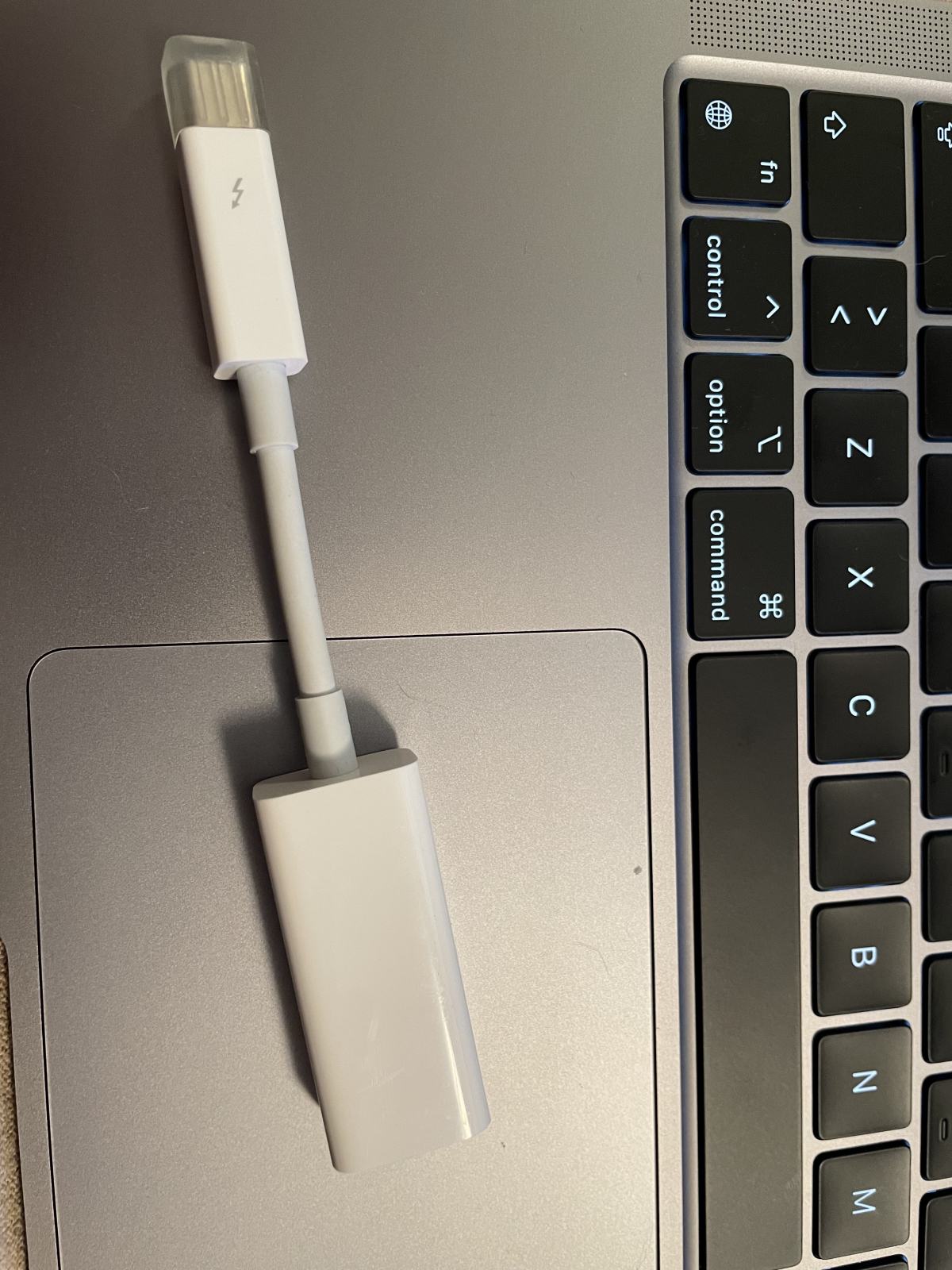 Apple Thunderbolt to Gigabit Ethernet Adapter