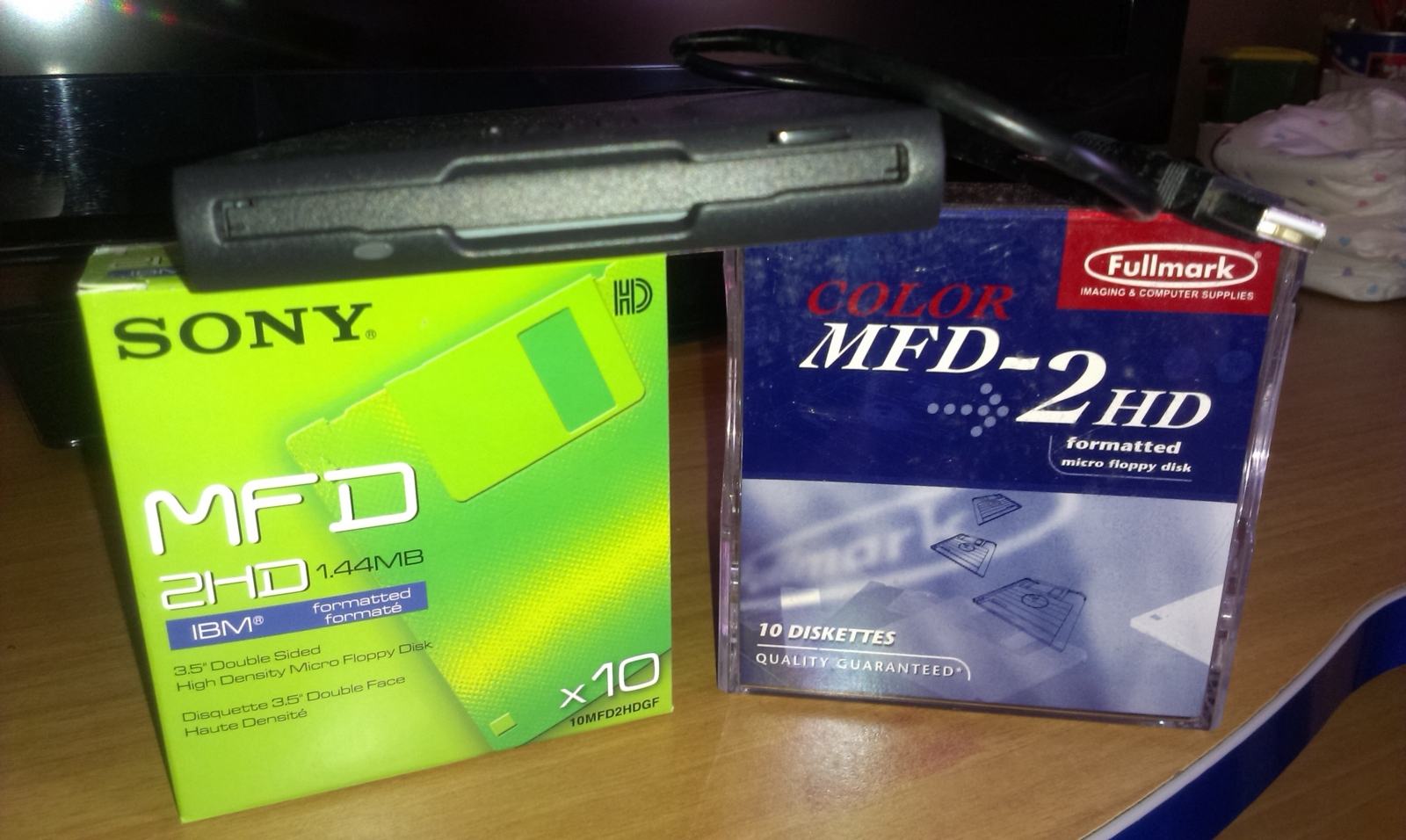 Vanjski USB floppy disk 1.44mb FDD+ 15 disketa