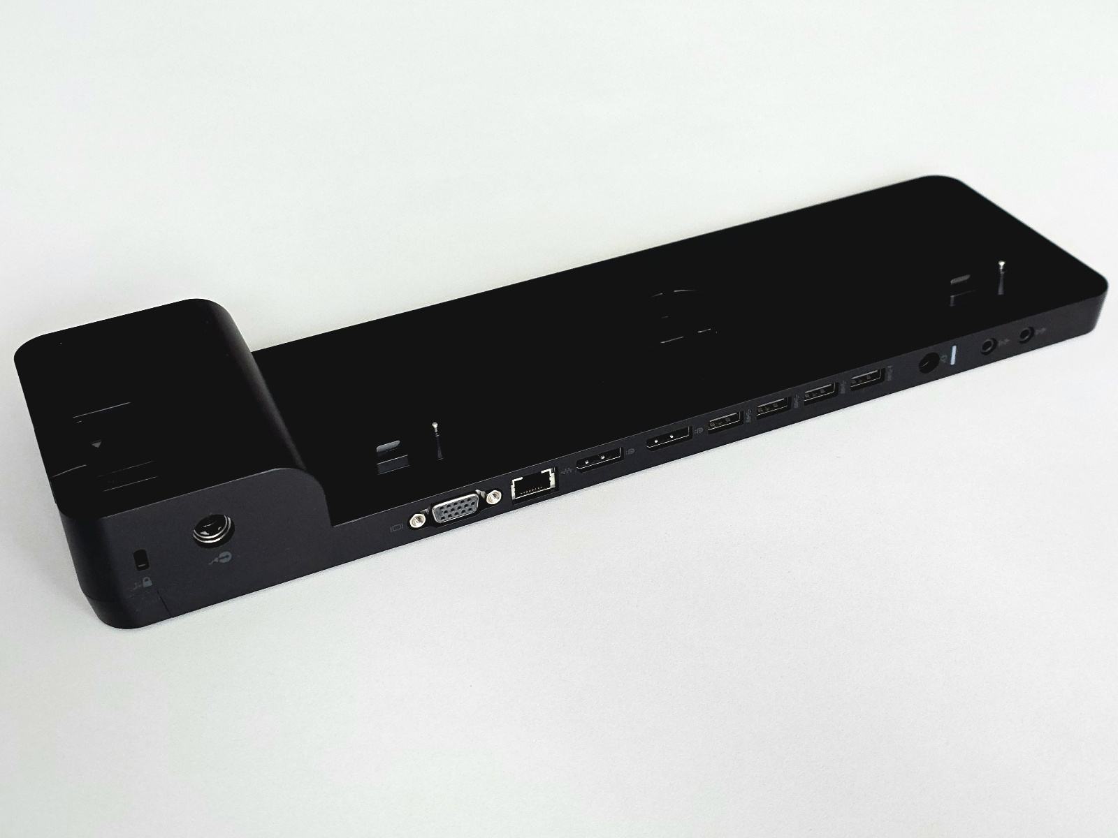 HP UltraSlim Docking Station D9Y32AA