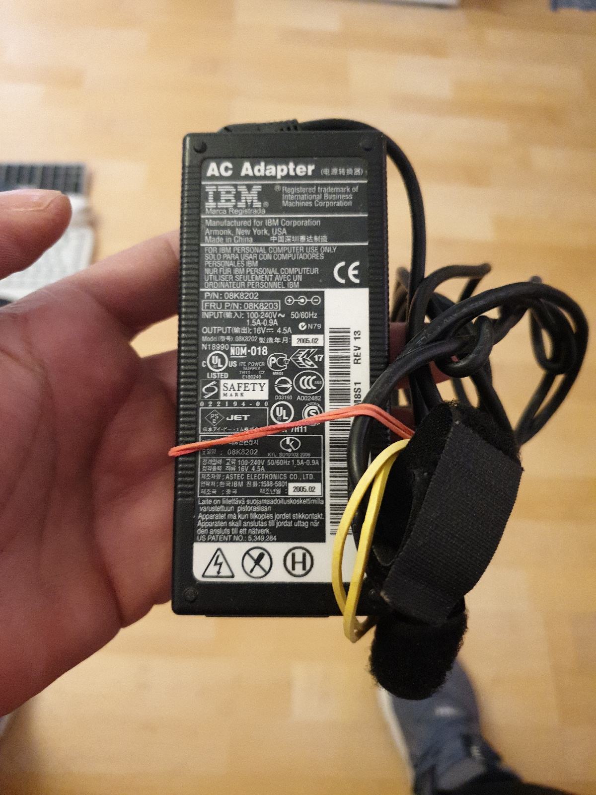 IBM ac adapter