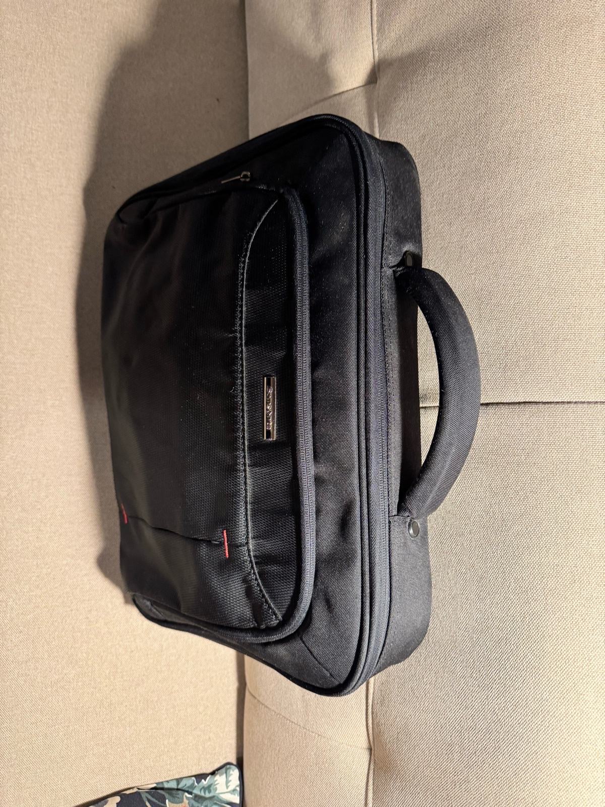 Samsonite poslovna torba za laptop kao nova