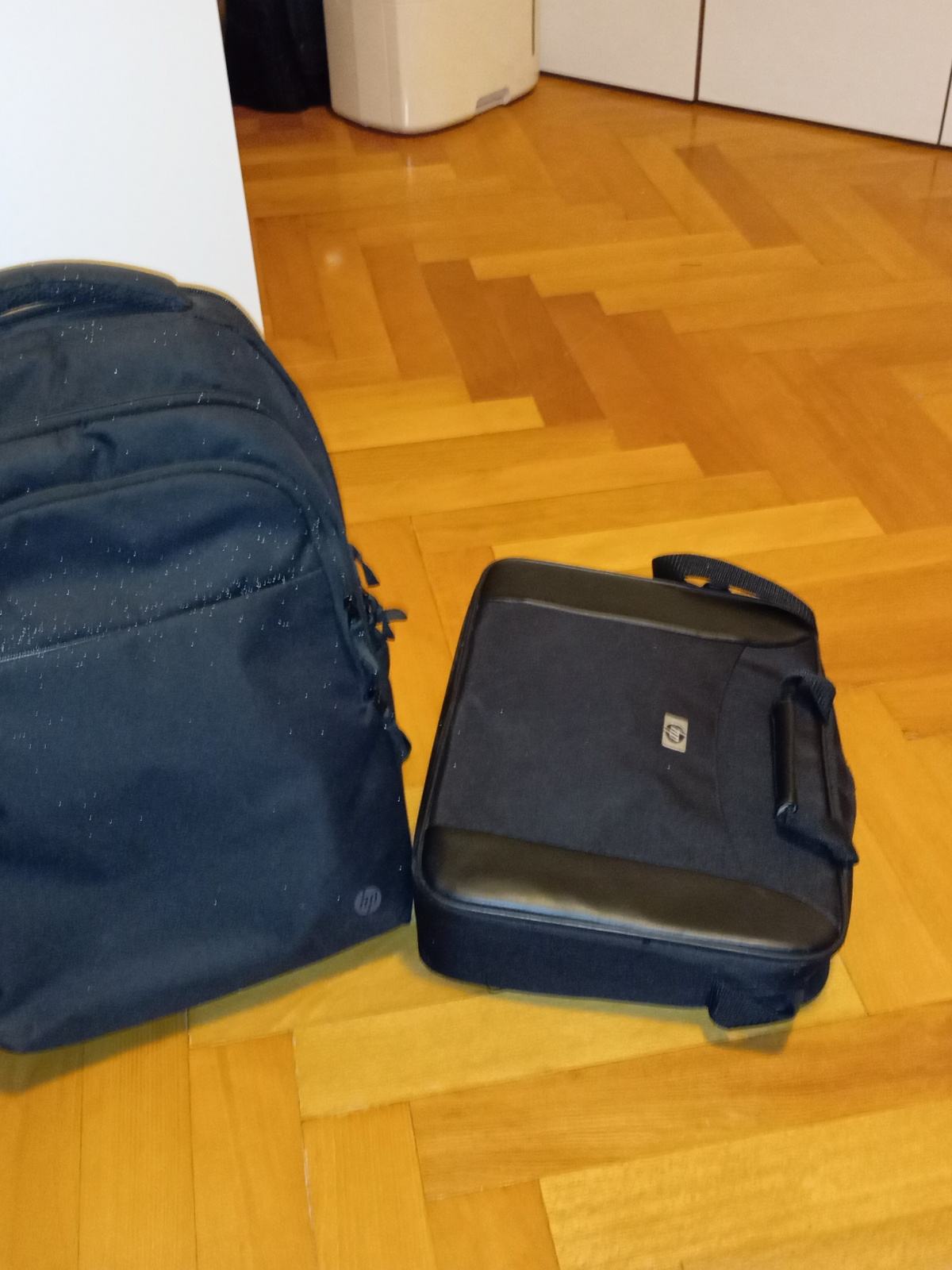 torba i ruksak za laptop