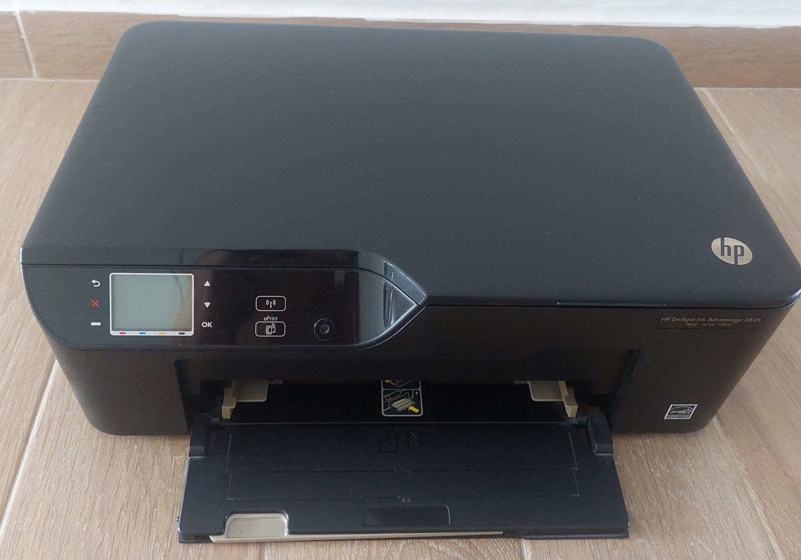 HP Deskjet Ink Advantage 3525
