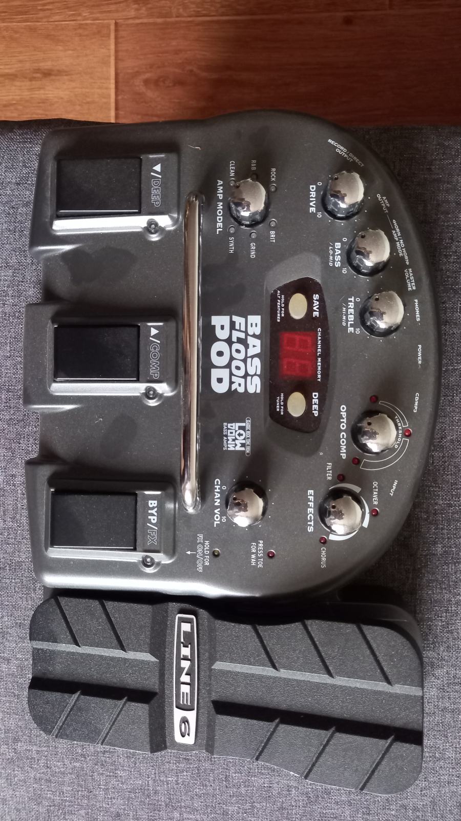 Line 6 Bass Floor Pod