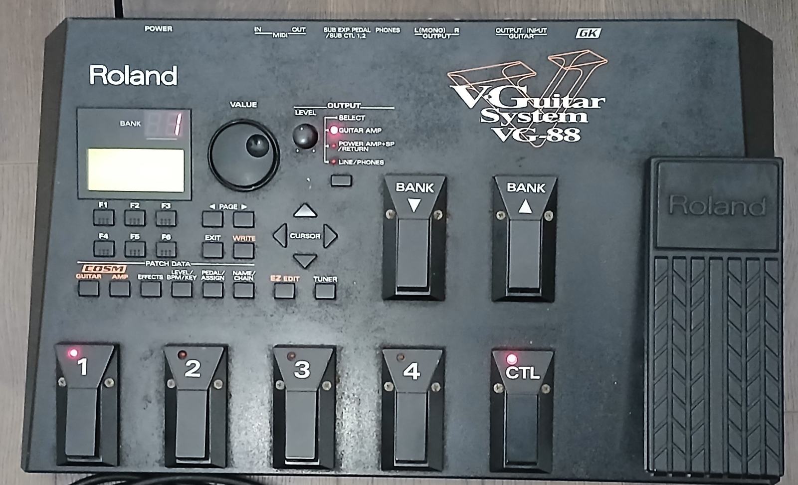 Roland VG88 - 220eur
