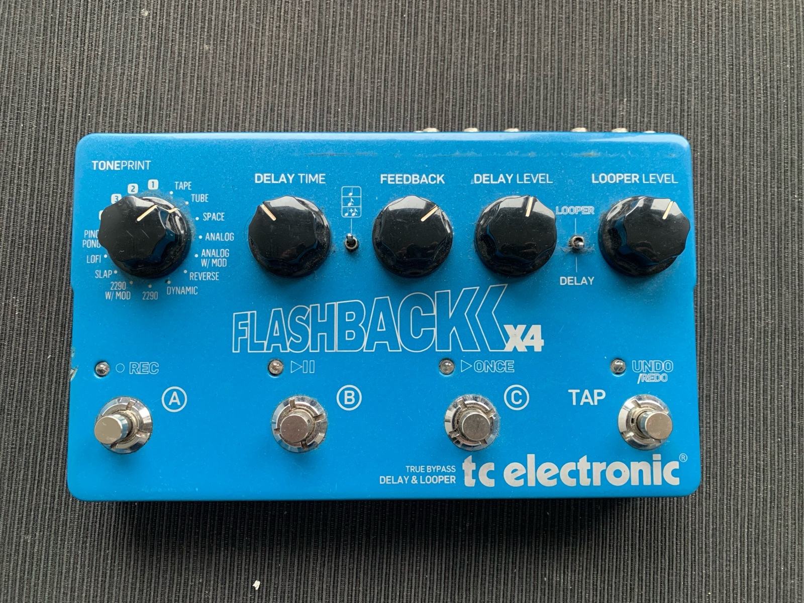 TC Electronic Flashback x4