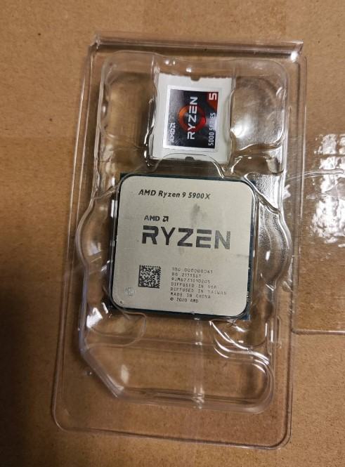 AMD Ryzen 9 5900x (3.7GHz do 4.8GHz, 70MB Cache, C/T: 12/24, AM4) CPU