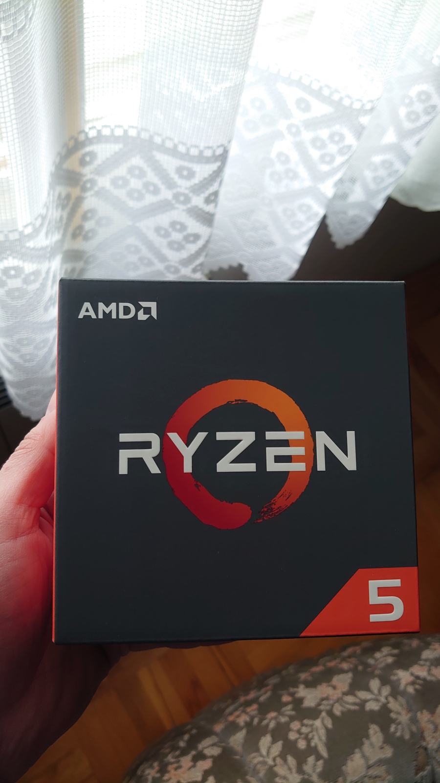 AMD Ryzen R5 1600X