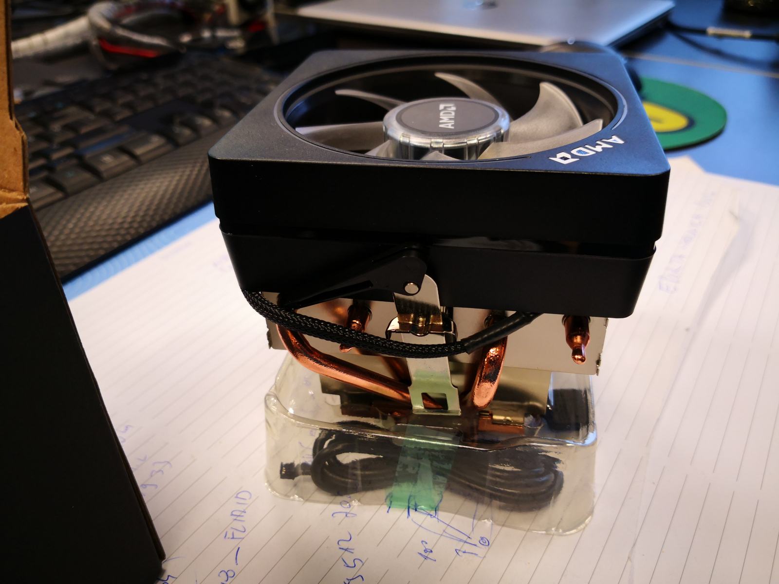 AMD Wraith Max cooler RGB LED