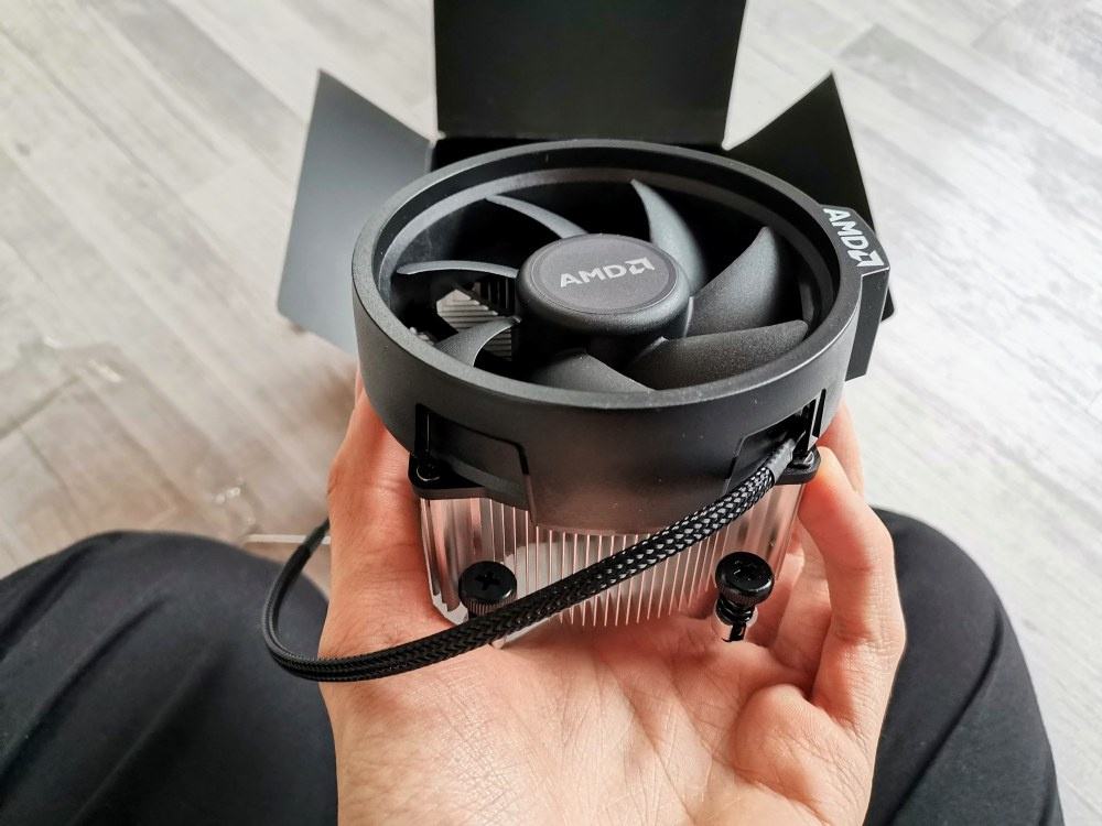 AMD Wraith Spire Cooler