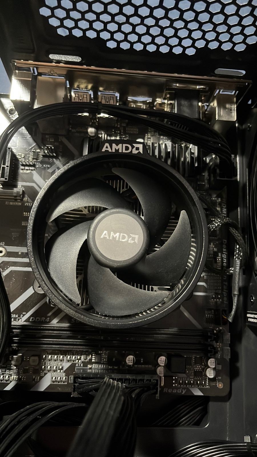 CPU RYZEN 3 3200G