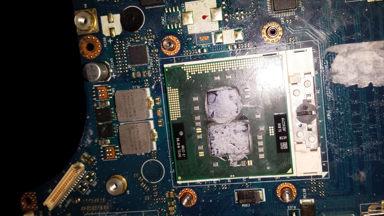 INTEL CORE I3 370M 2,4GHz 10€ ZADAR