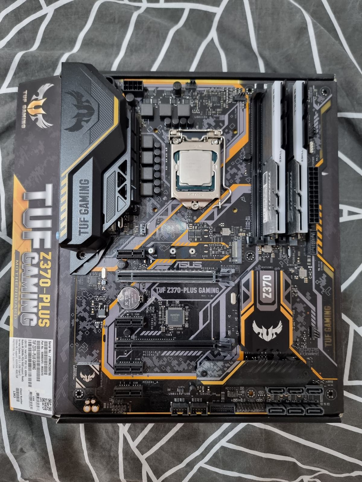 Intel Core i7-8700K DELID,ASUS TUF Z370-PLUS,G.SKILL 16GB 3200MHz CL16