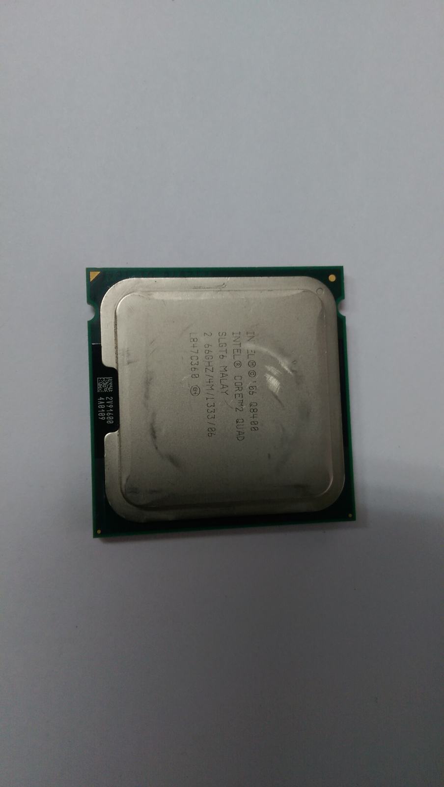 Intel® Processor Q8400 Quad Core (4M Cache, 2,66GHz, 1333 MHz FSB)