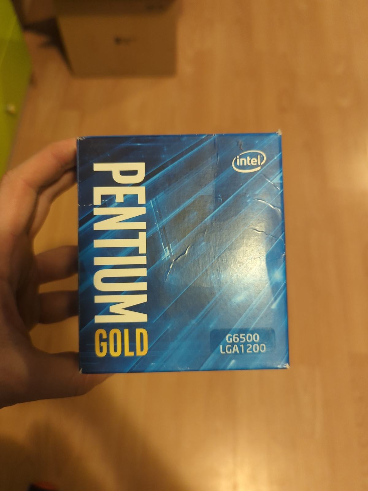 PENTIUM GOLD G6500 + hladnjak