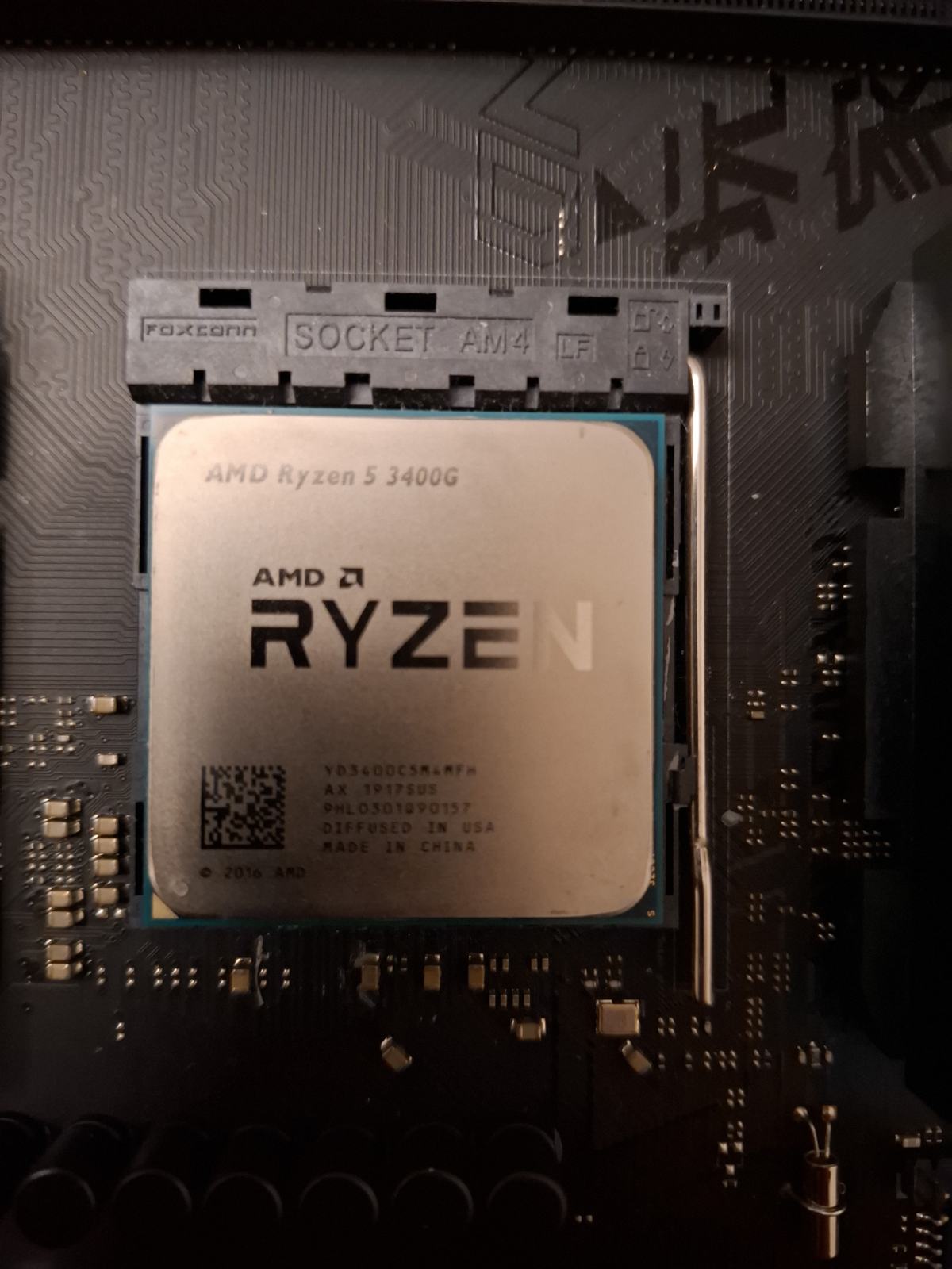 PROCESOR AM4 RYZEN 5 3400G 4C/8T DO 4.2GHZ,VEGA 11 GPU,TDP 65W