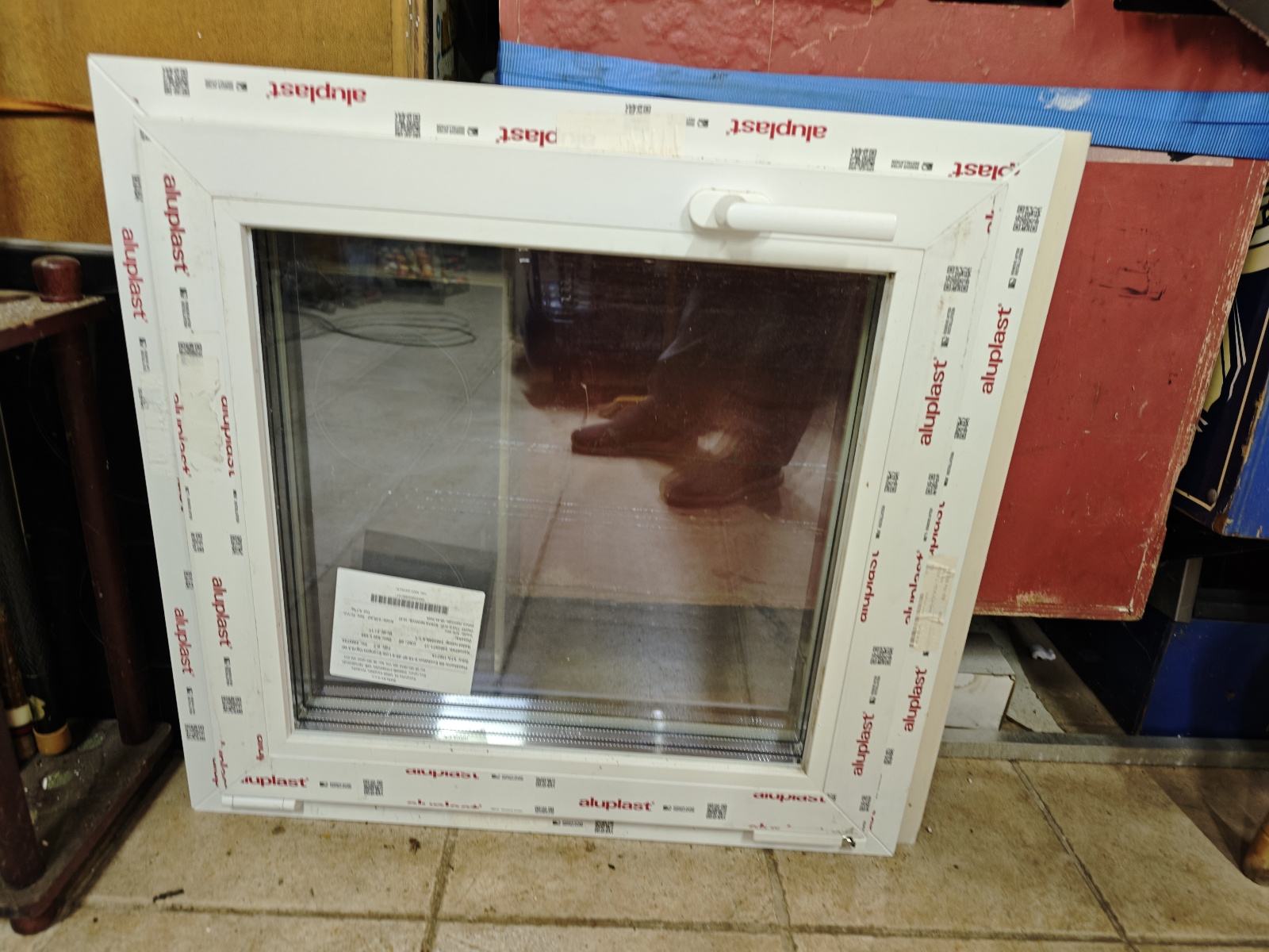 Aluplast PVC Prozor , NOV ! 75 x 73 cm trosloj o staklo