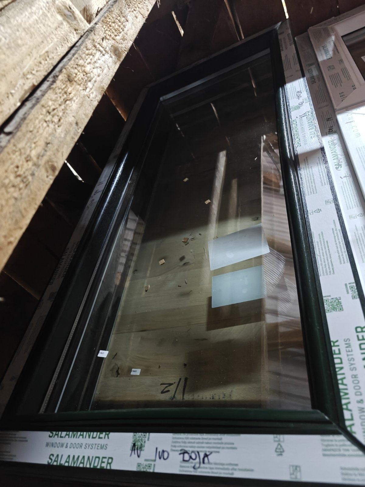 PVC prozor s roletom