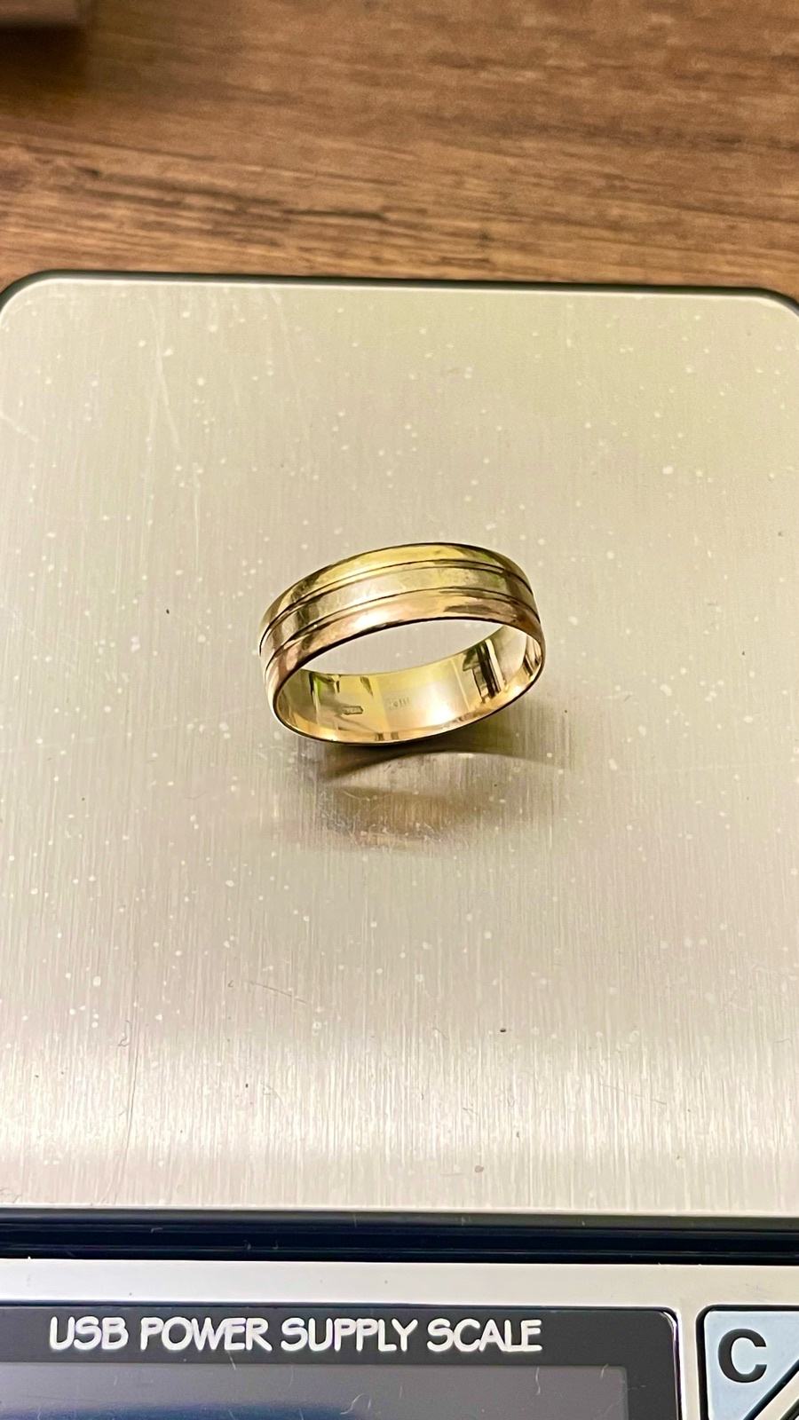 Zlatni prsten od 585