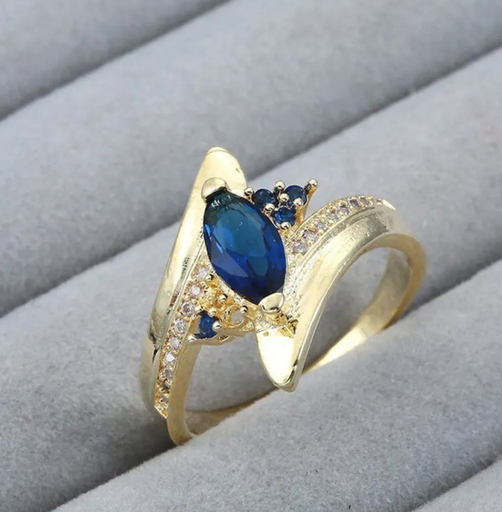 PLAVI SAFIR I CIRKONI PRSTEN