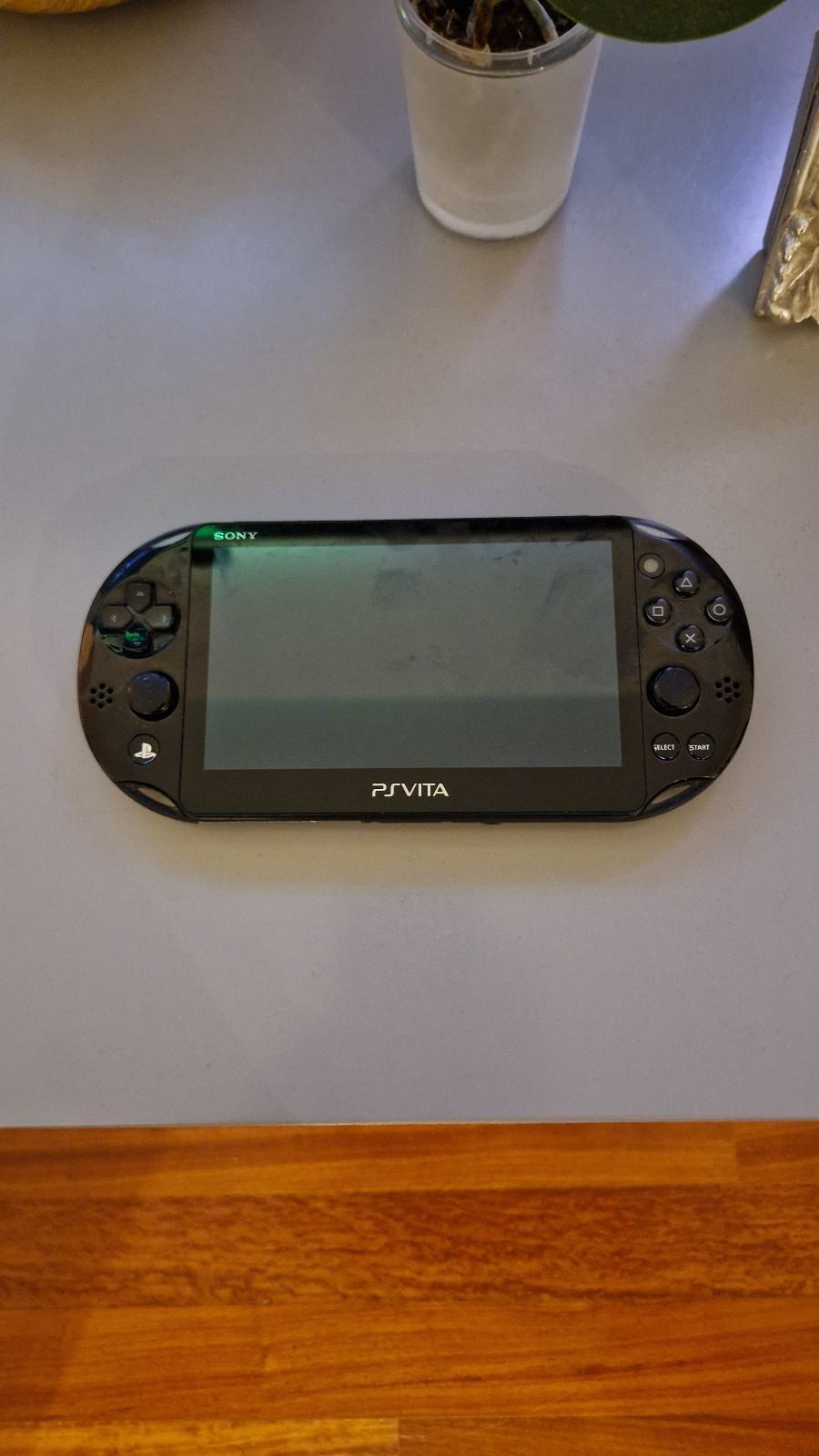 PlayStation Vita PCH-2016