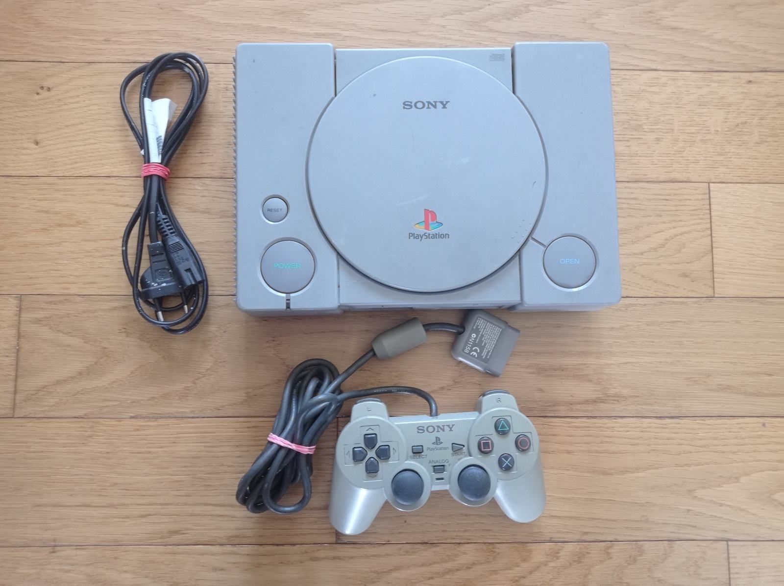 Sony PlayStation 1 SCPH-1002 Made in Japan