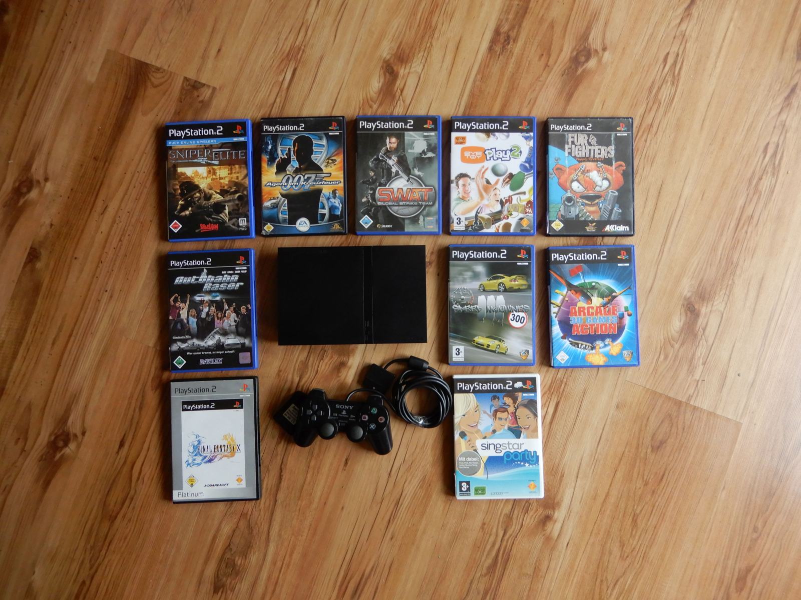 Playstation 2 konzola i 10 igrica #x3