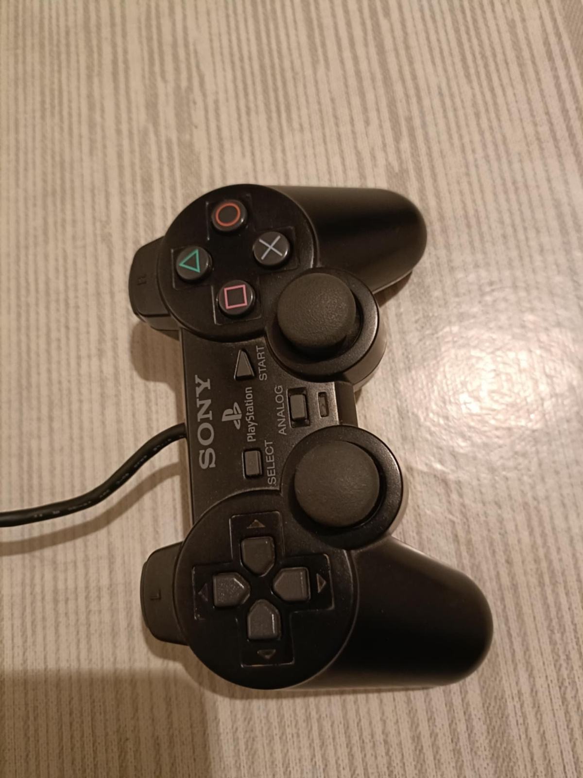 PS2 joystick crni