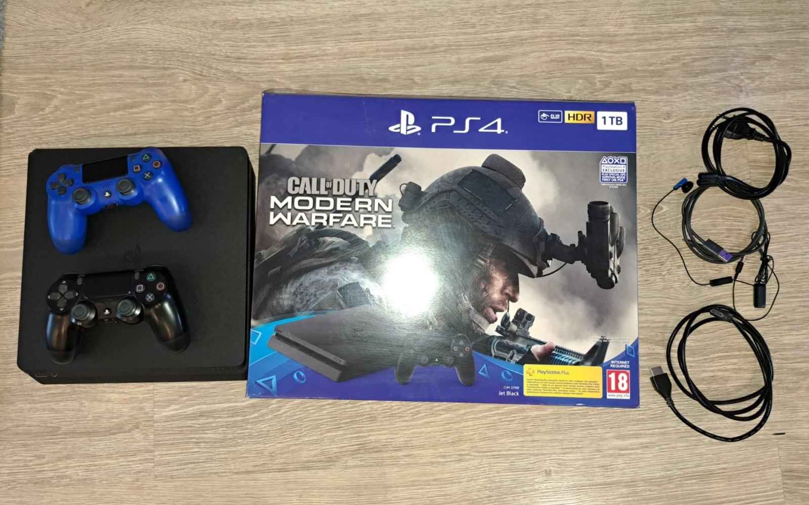 Sony PlayStation 4 Slim 1TB – CUH-2216B