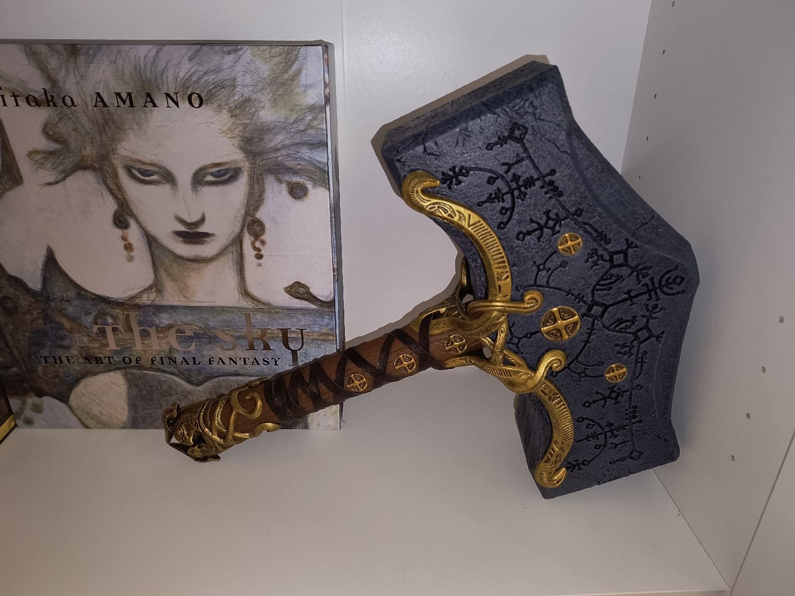 God of war ragnarok hammer
