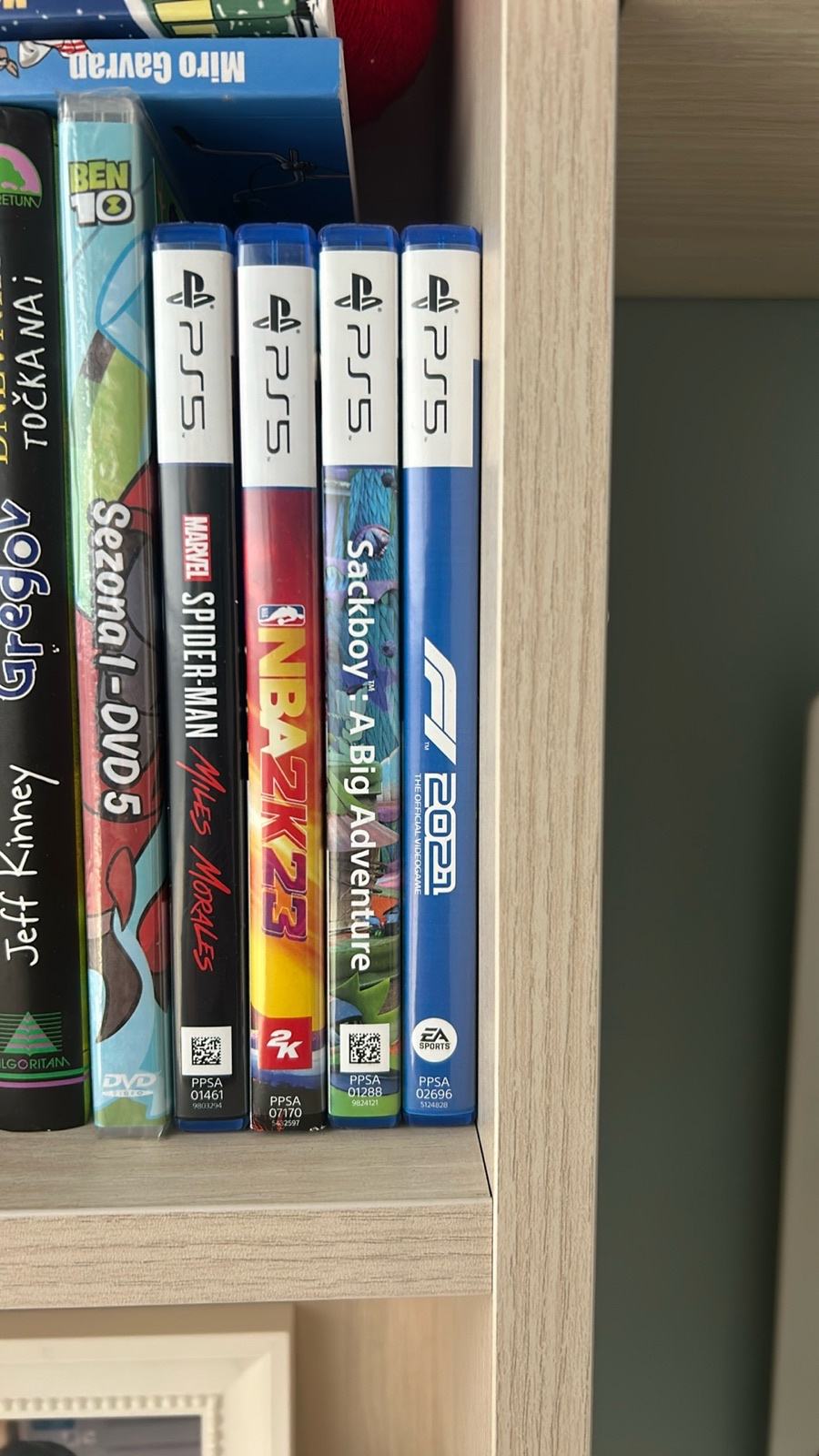 Prodajem igre za playstation 5