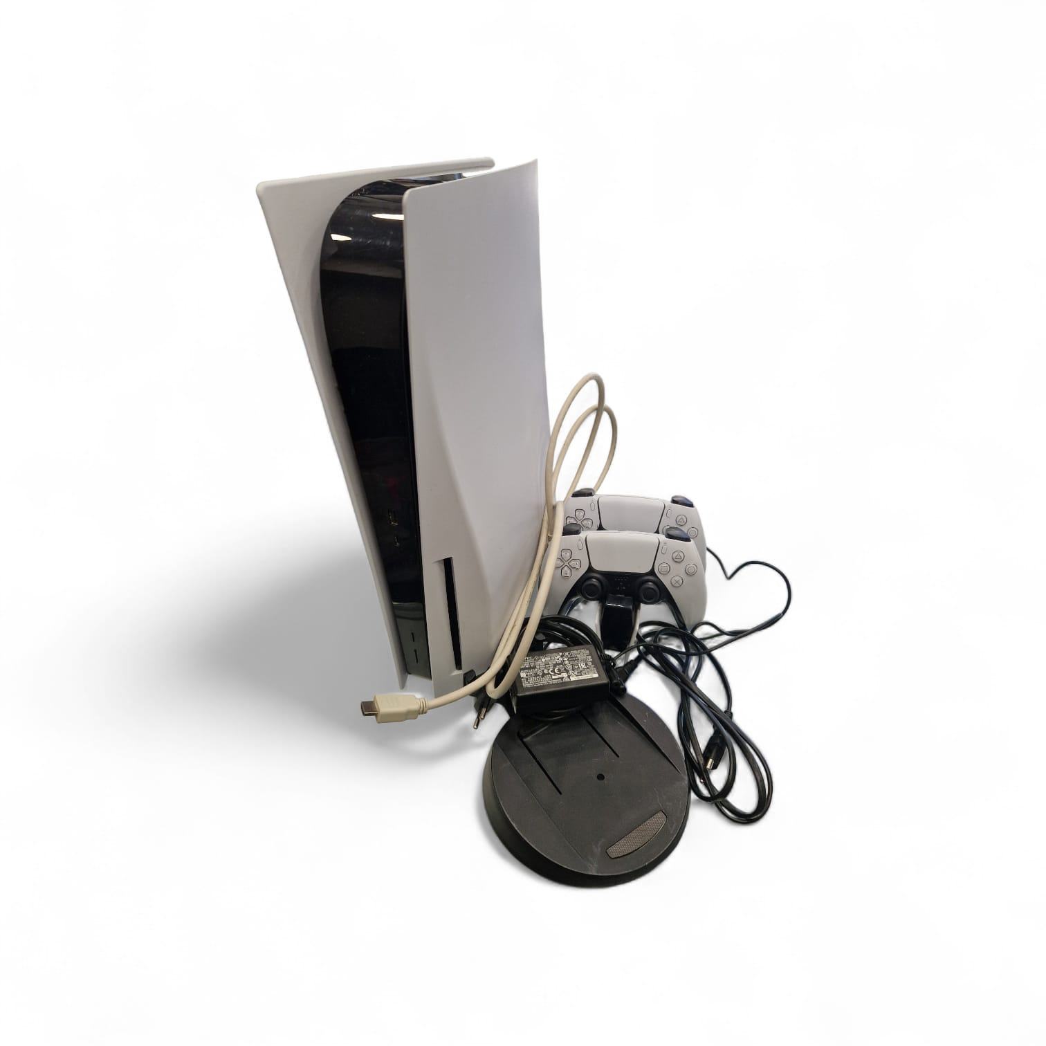 PLAYSTATION 5 1TB DISK + 2 KONTROLERA + PUNJAČ**24RATE***R1***