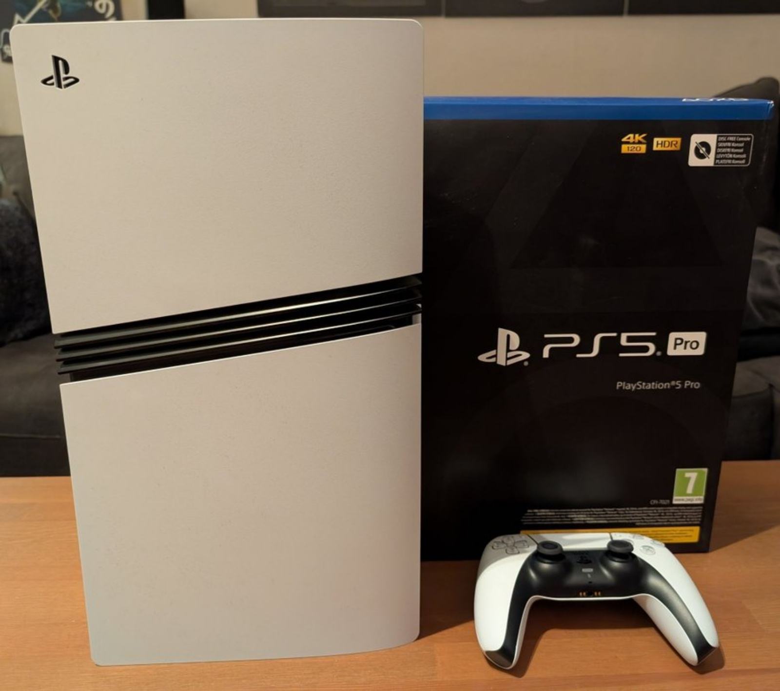 playstation5 PRO 2TB/23 igre /1kontroler/Zamjena za Ps5 Slim/Fat