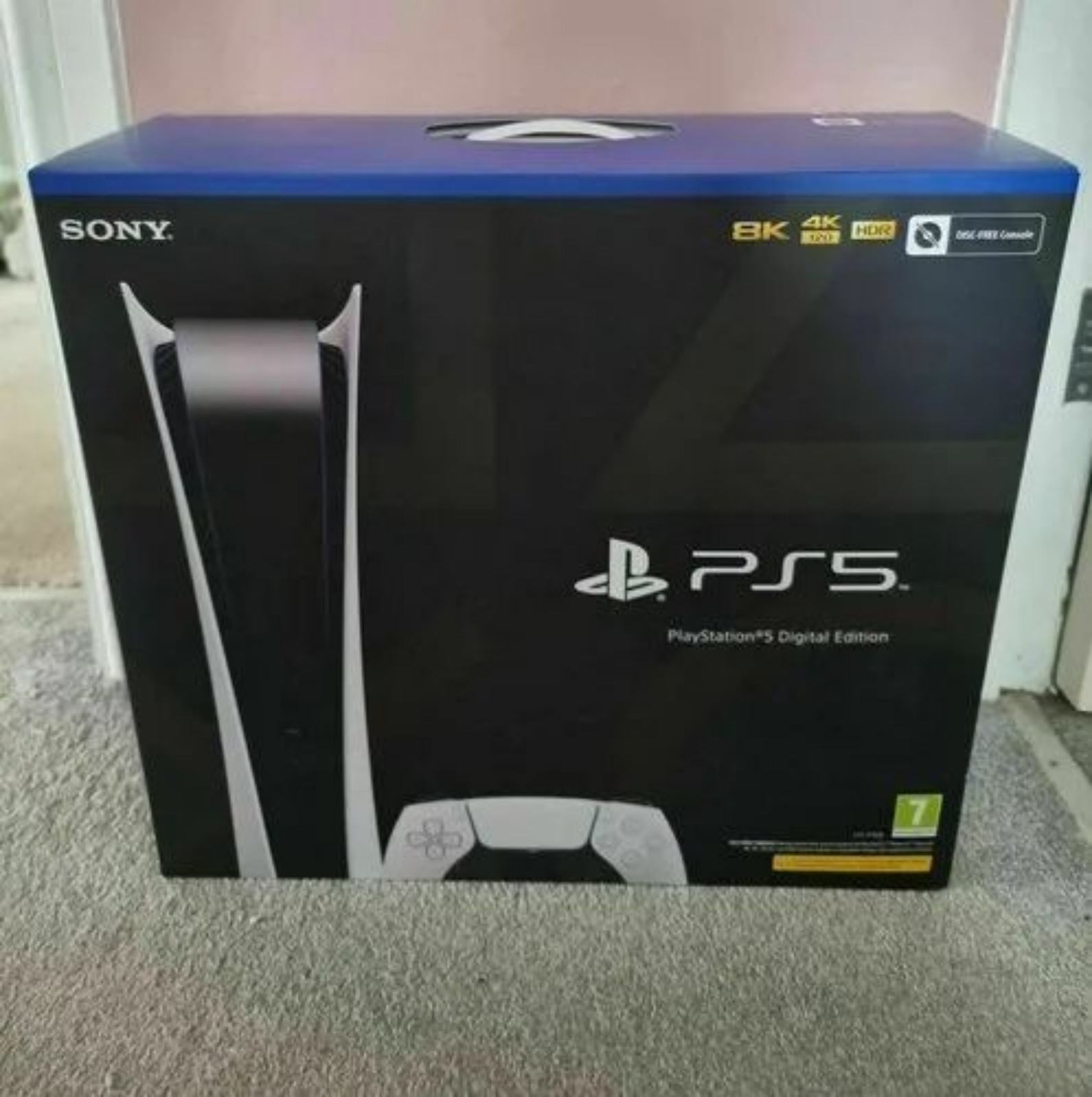 Ps5 dig/2 kontrolera/18 igri+NOVI zapakiran VR2+igra