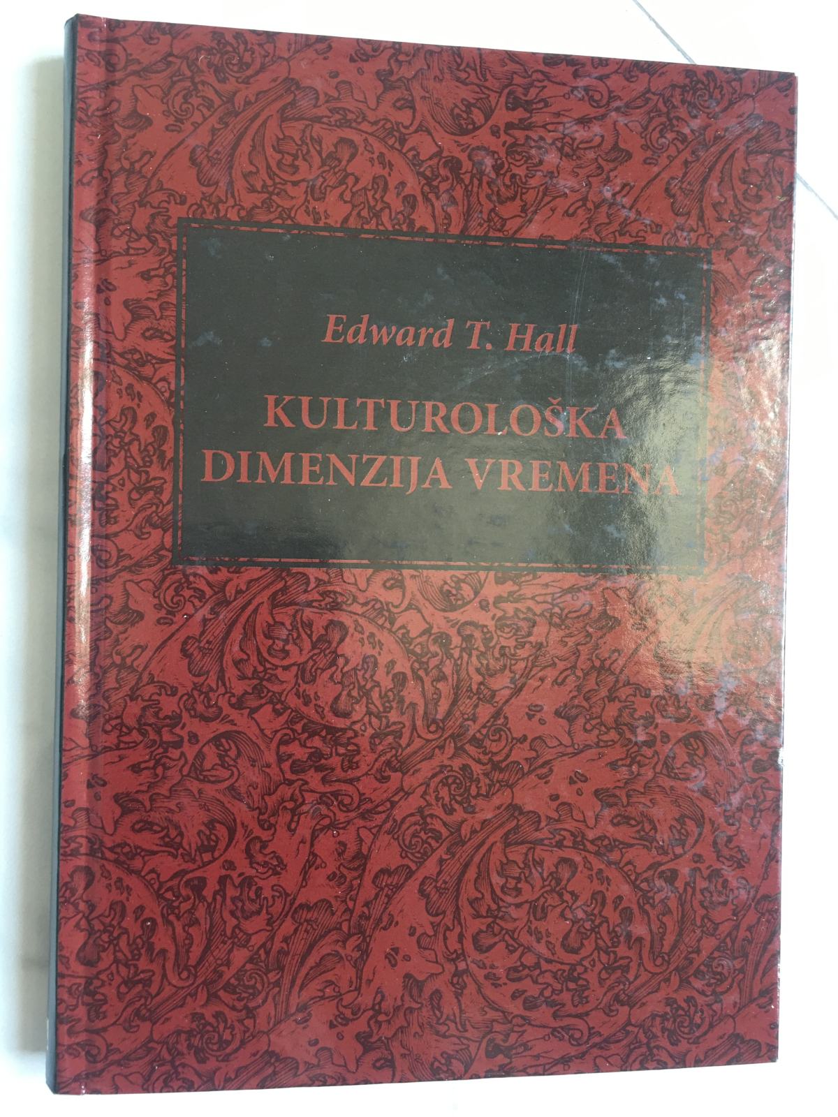 EDWARD T. HALL, Kulturološka dimenzija vremena