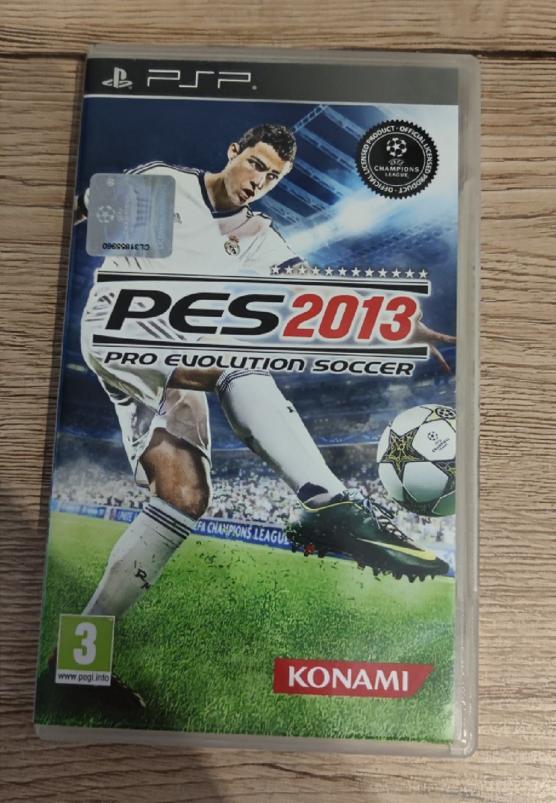 PES 13 za PSP, disk je u odličnom