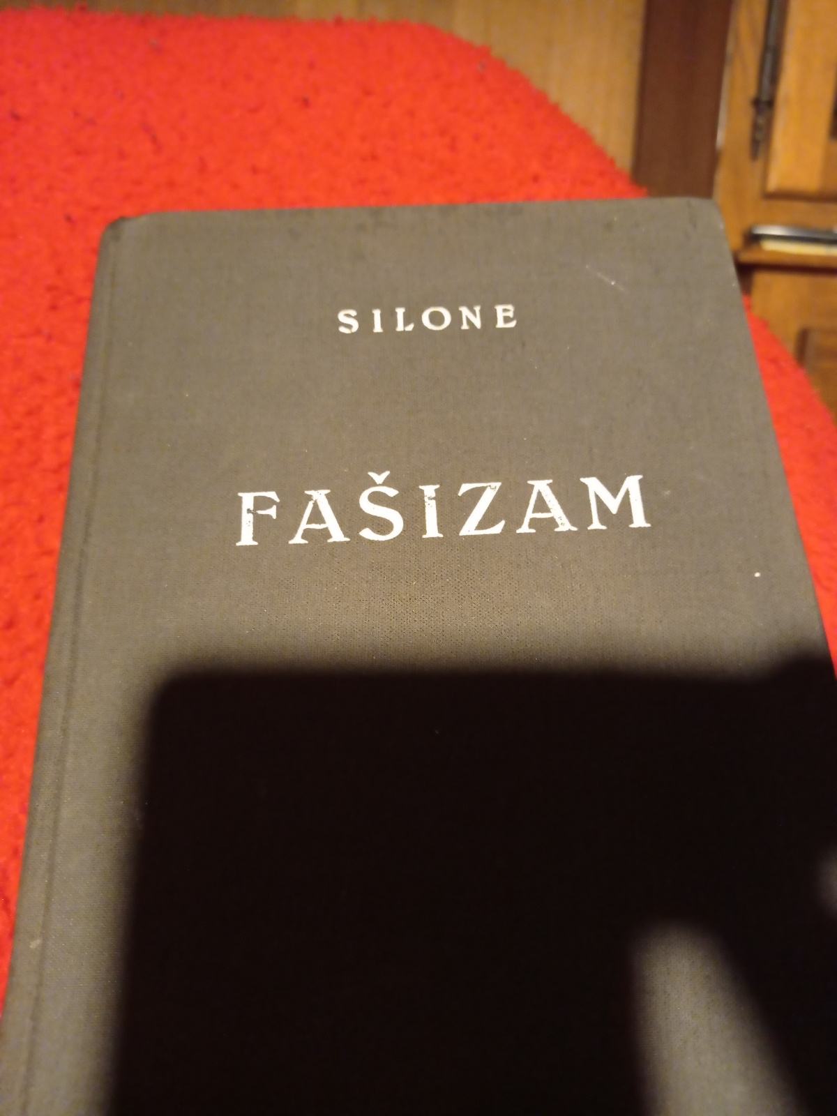 I Silone Fašizam