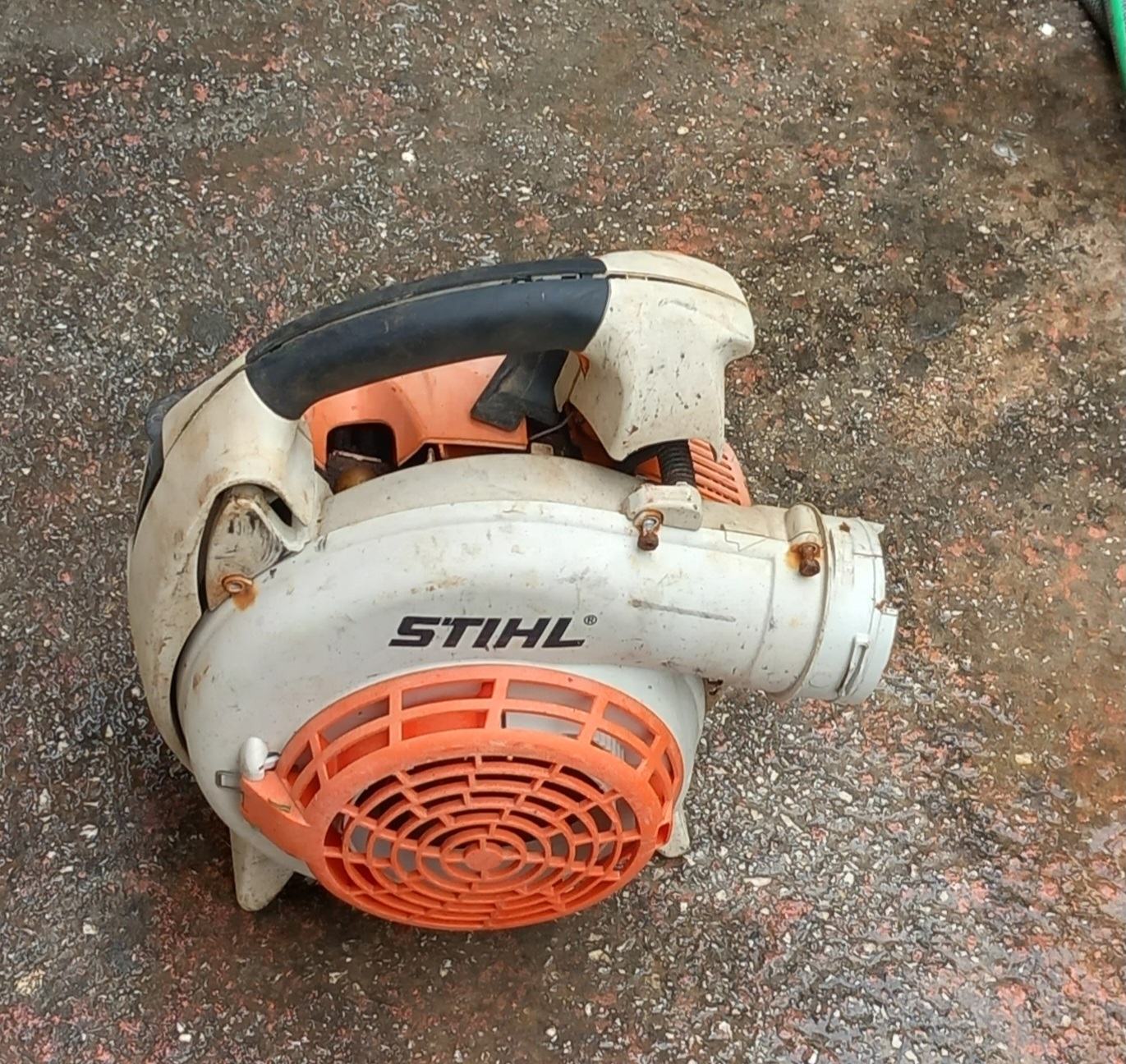 Stihl puhac lisca
