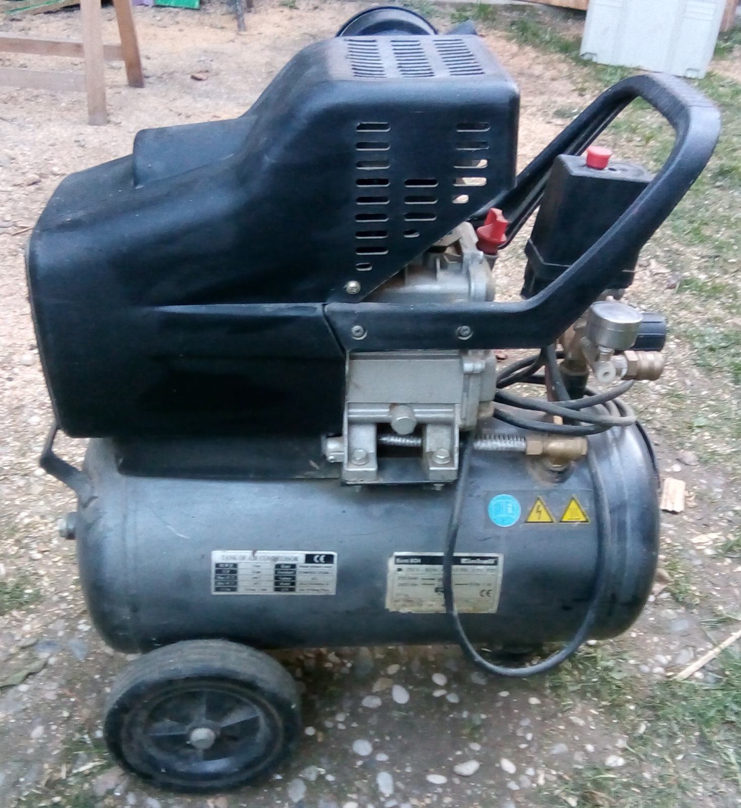 Einhell kompresor, 8 bar, 24 L