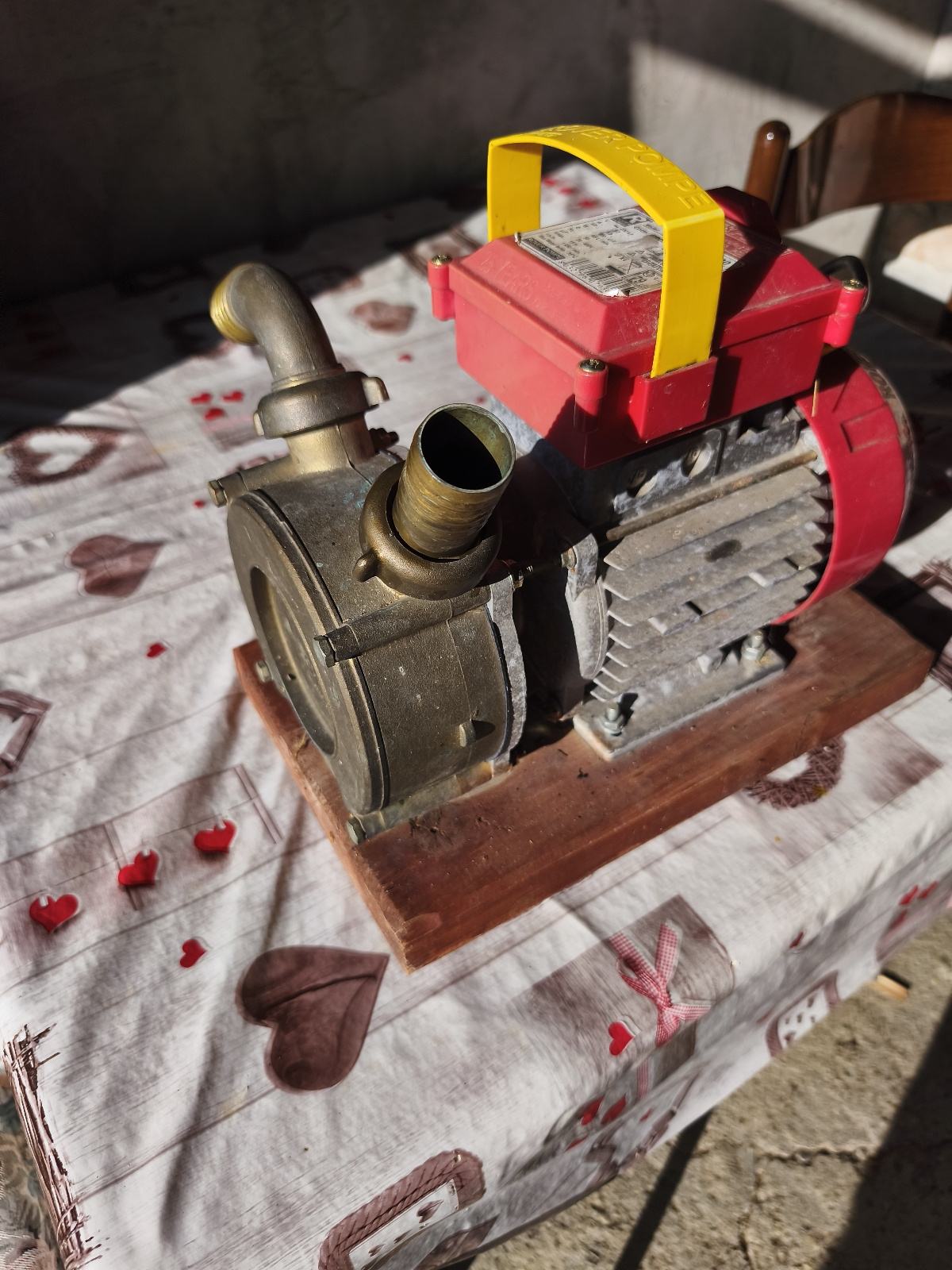 Rover protočna pumpa