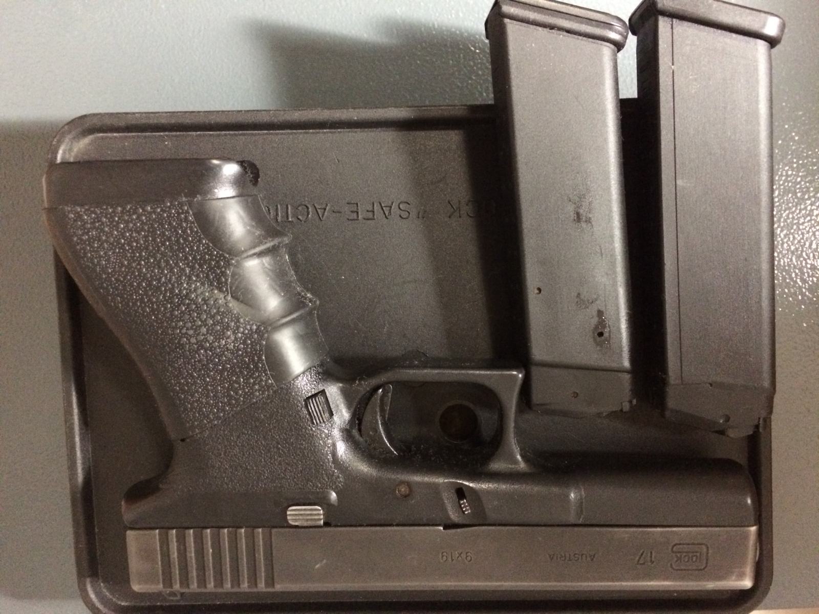 CZ 557 Varmint,Glock 17 9x19mm