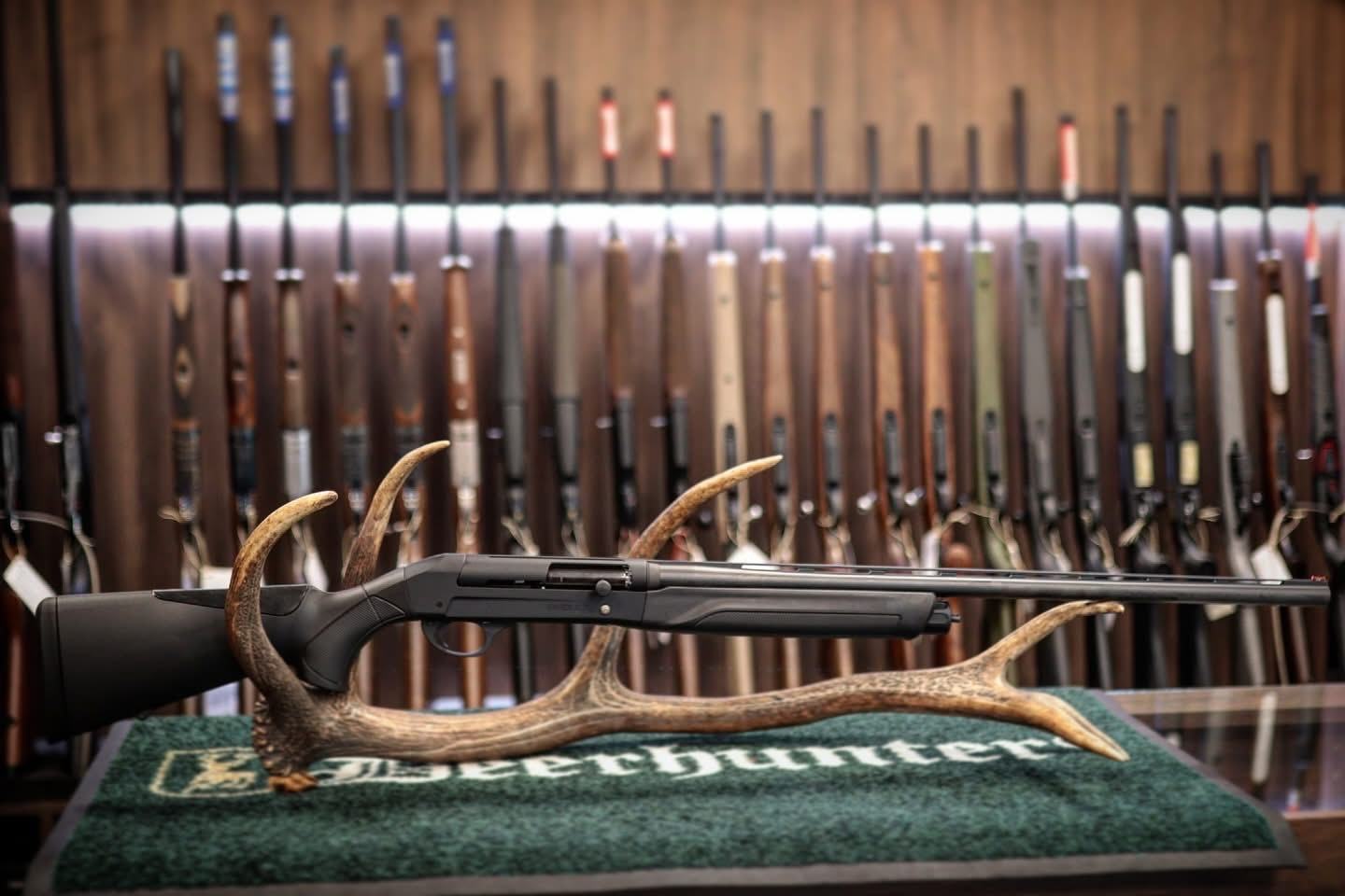 Poluautomatska sačmarica Sauer SL5 XT Select 12/70 NOVO!