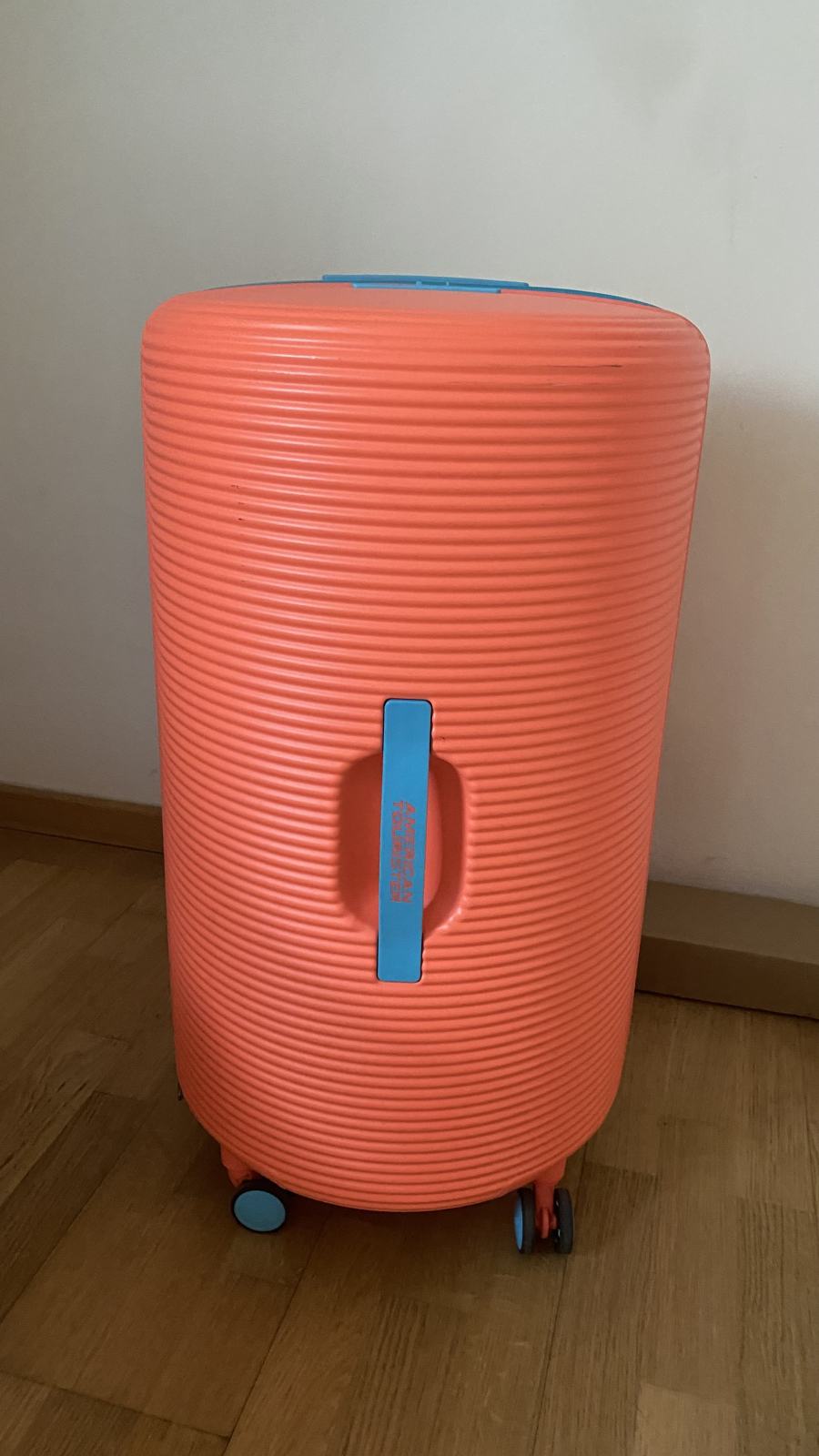 American Tourister Rollio spinner s proširenjem L